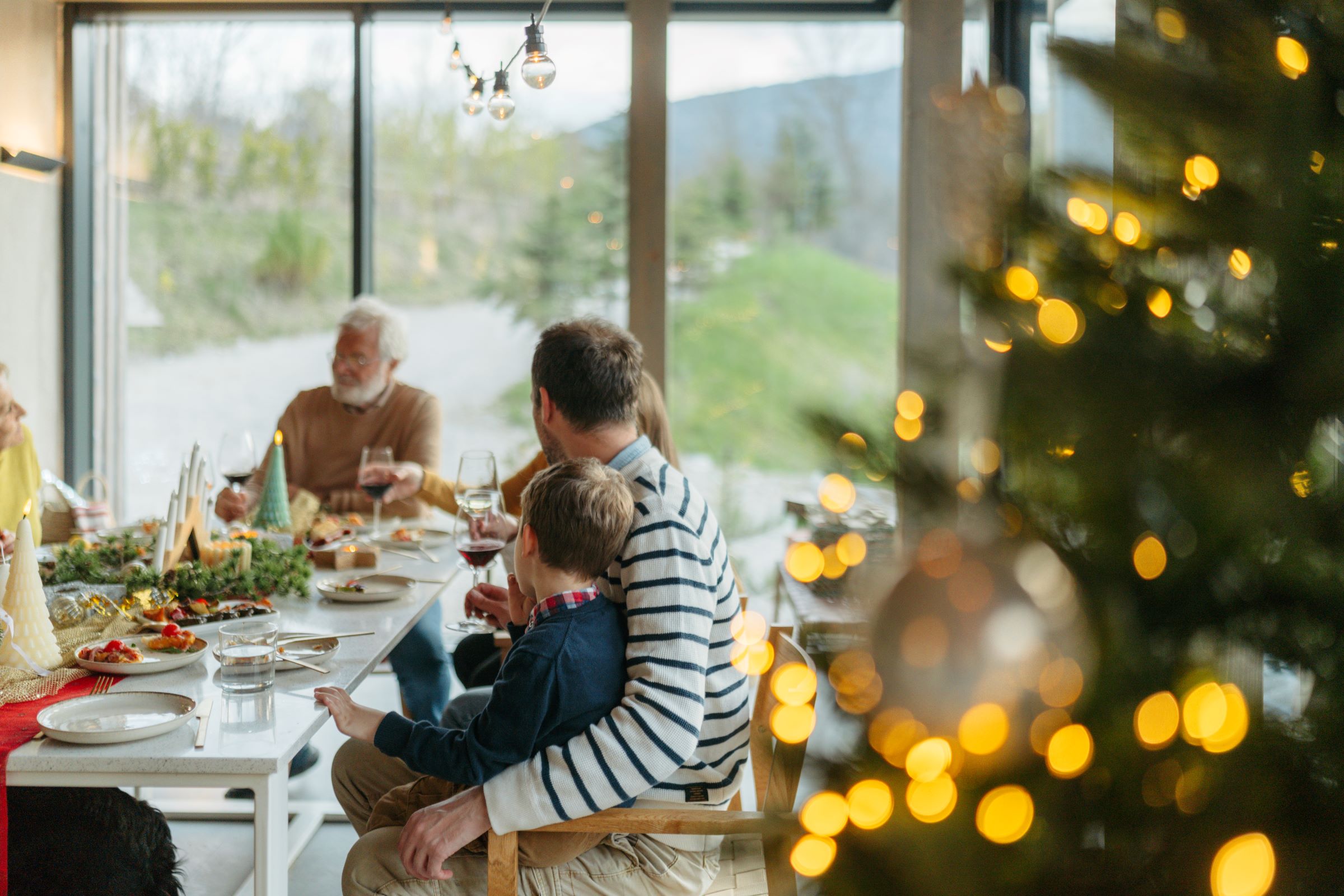 Kerst met de kleinkinderen: samen vieren zonder stress | Gezinsbond