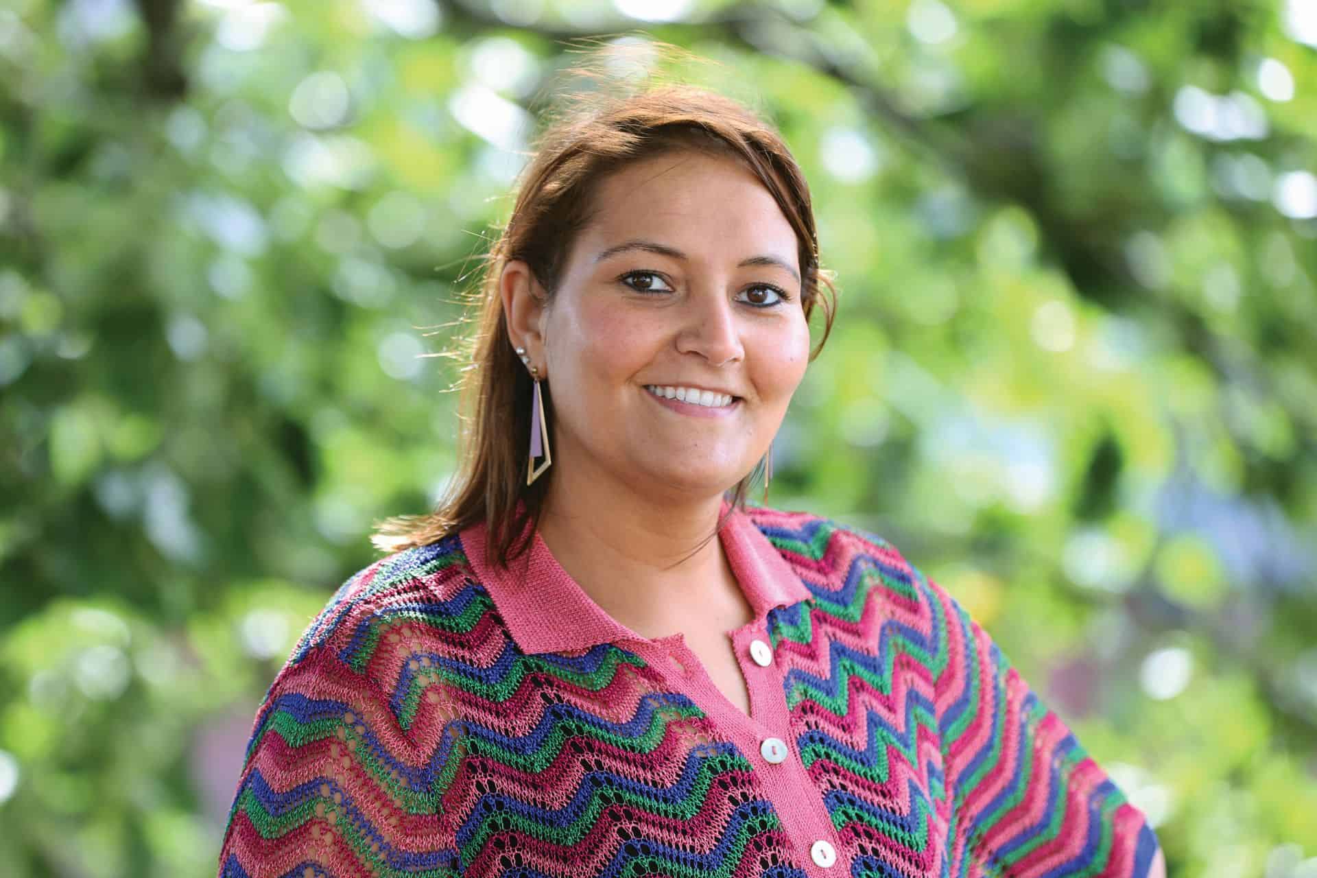 Zorgcoördinator Laila Zaimi over vooroordelen op school | Gezinsbond