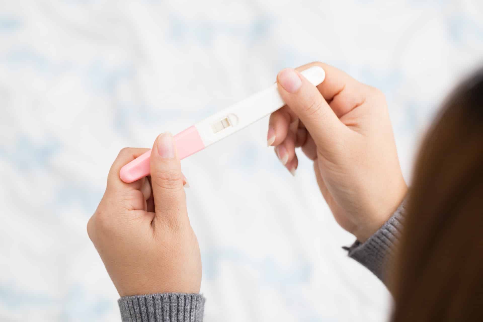 Zwanger na verlies kind: roze streepje, geen roze wolk | Gezinsbond