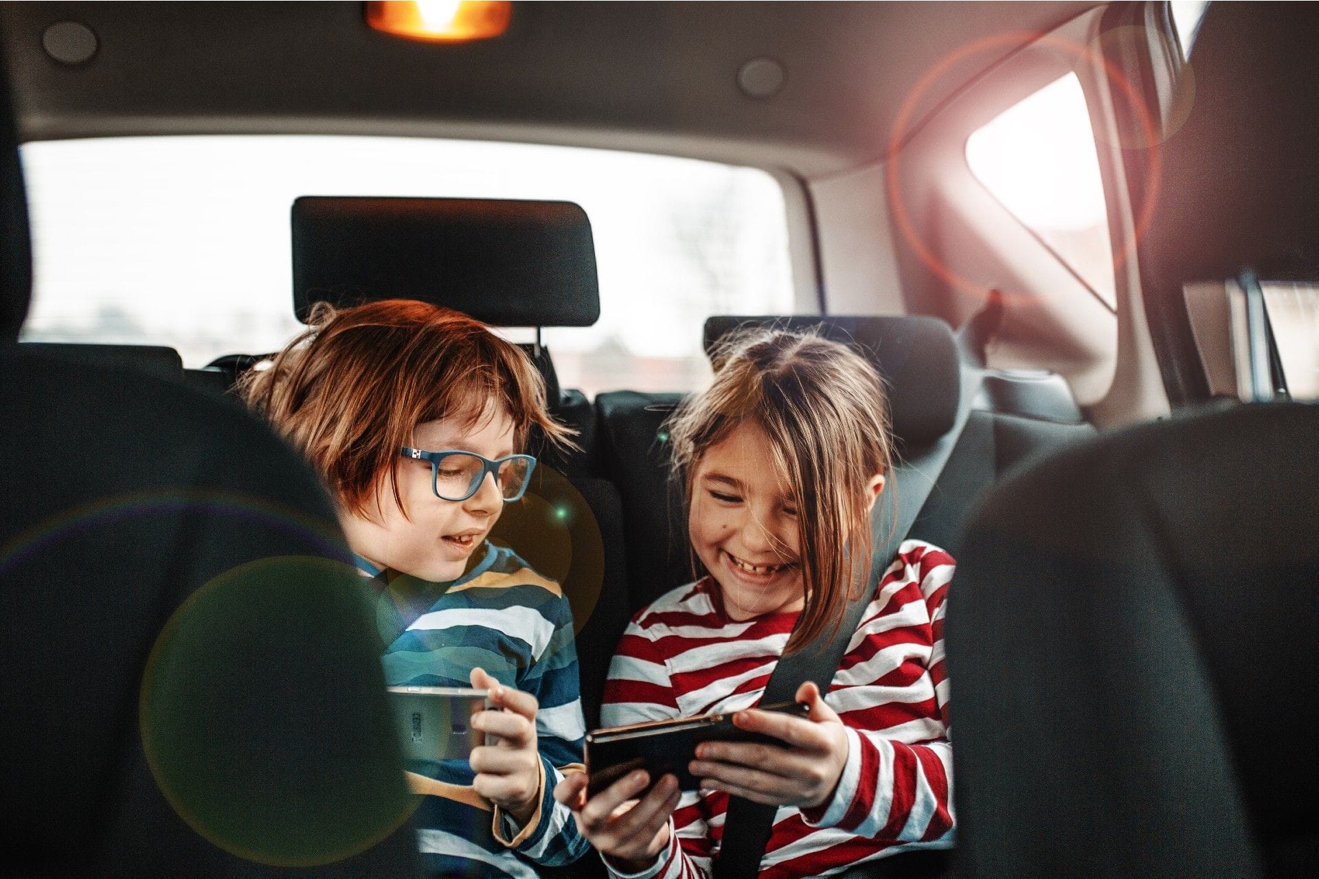 De eerste smartphone voor je kind: waar let je op? | Gezinsbond